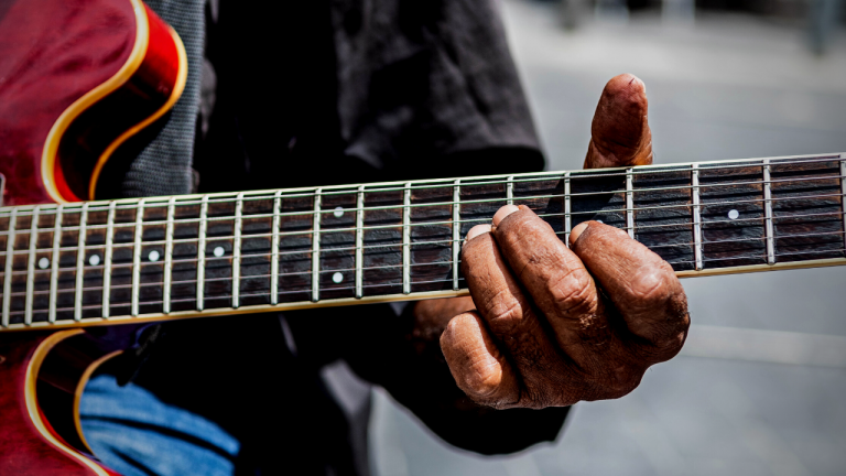 Guitar Neck Shape Guide – Shapes Explained